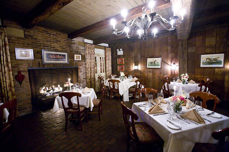 15 Main Line Restaurants Serving Up Festive Holiday Meals